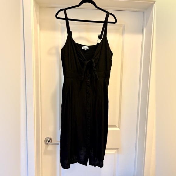 Gilli | Dresses | Gilli Black Buttonfront Midi Dress | Poshmark